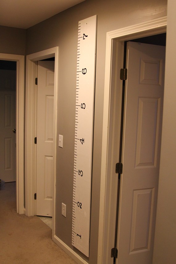 The Lazy/Cheap DIY Ruler Height Chart – I'm Batmom